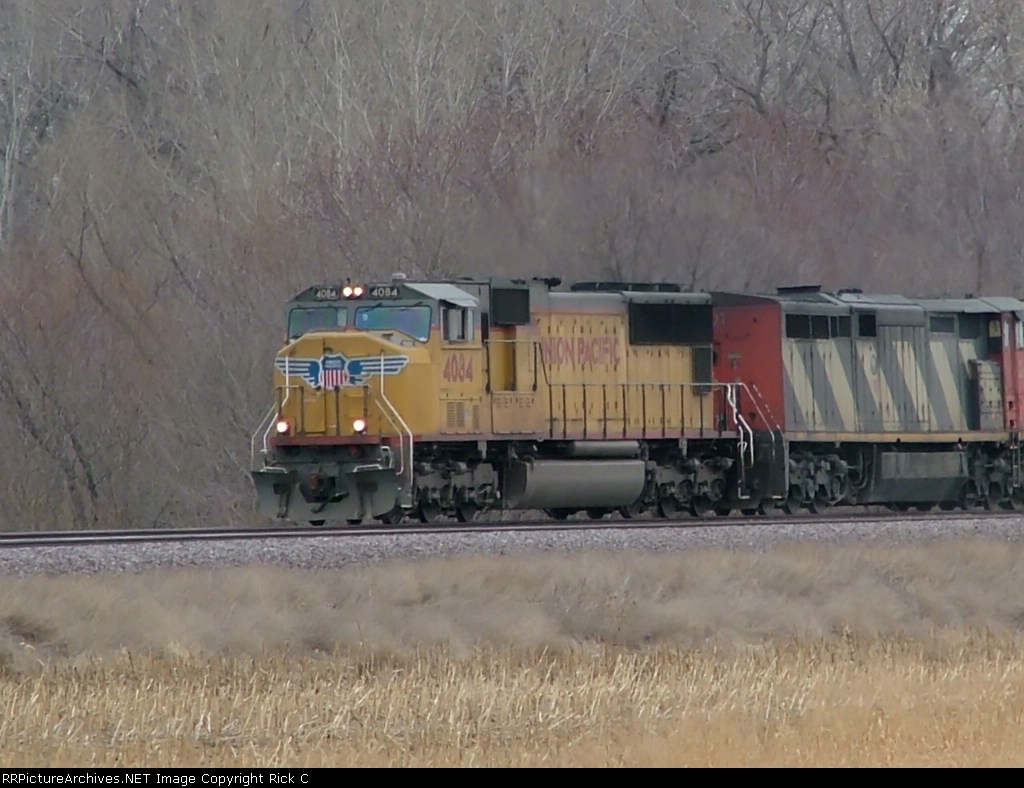 UP 4084 Is The Lead Unit On A WB Manfiest